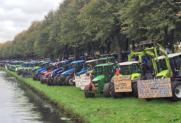 Der Schweizer Bauer: Bauern-Protest: 1000 km Stau