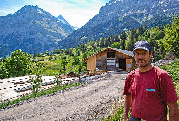 Der Schweizer Bauer: Der Stall muss weichen